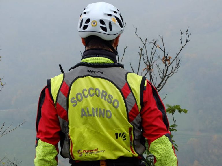 2 alpinisti bloccati sul Monte Rosa: recupero reso difficile dal meteo